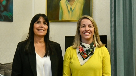 La vicegobernadora Laura Stratta y la electa, Alicia Aluani, se ...